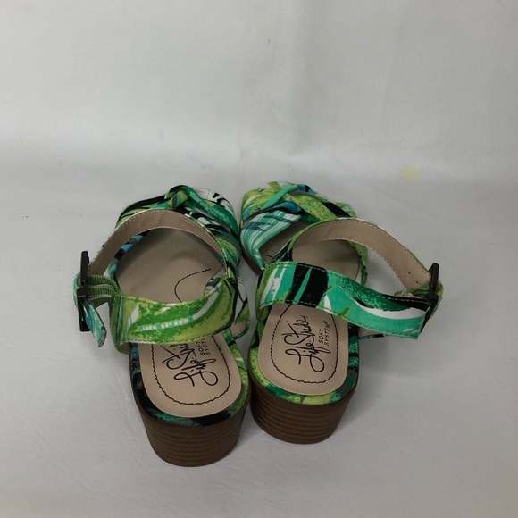 Life Stride | Shoes | Life Stride Womens Sandals | Poshmark